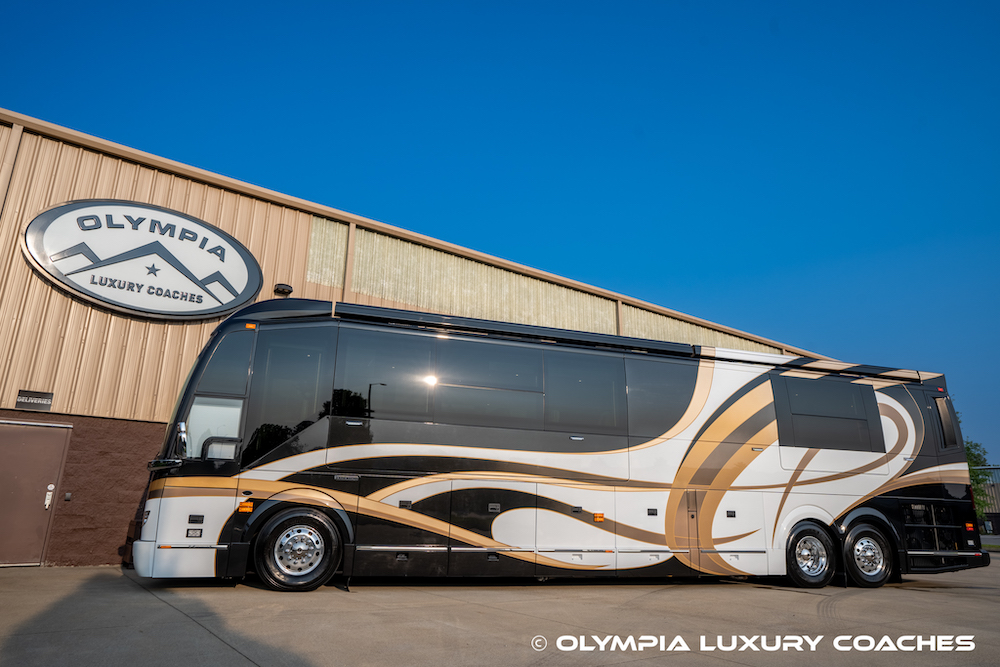 2020 Prevost Emerald H3-45 Quad Slide